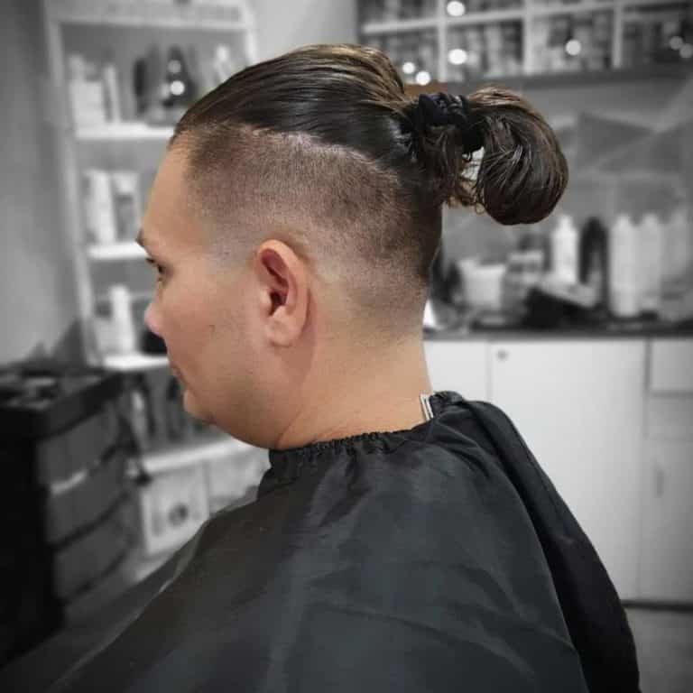 Coque Samurai Masculino e Feminino: veja como fazer - Cortes de Cabelo 2020